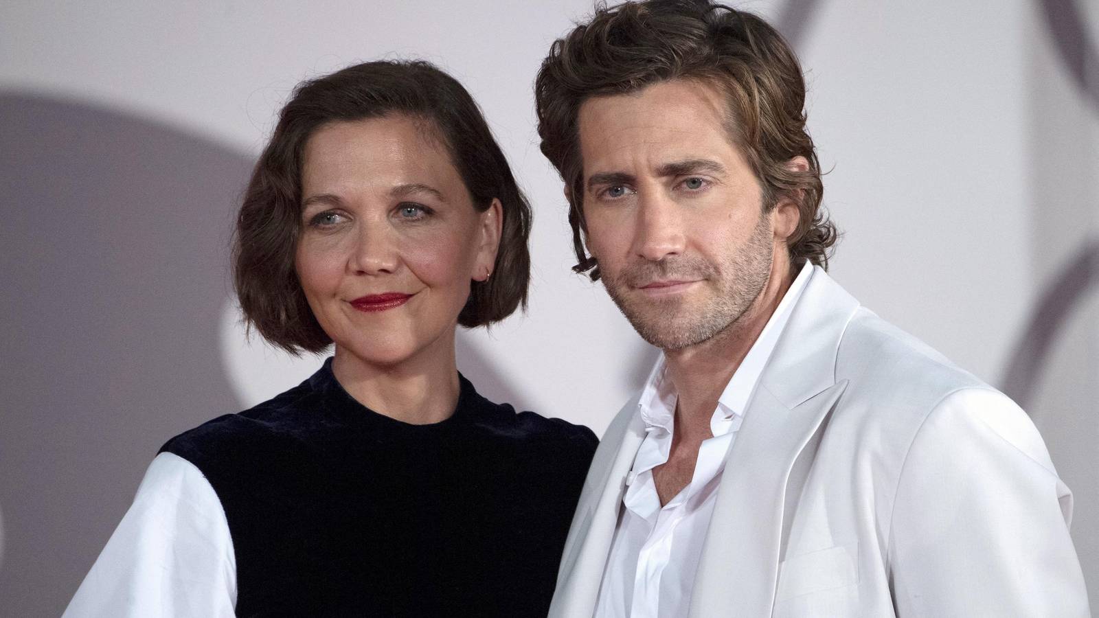 Jake & Maggie Gyllenhaal's New Sci-Fi Crime Reunion 25 Years After ...