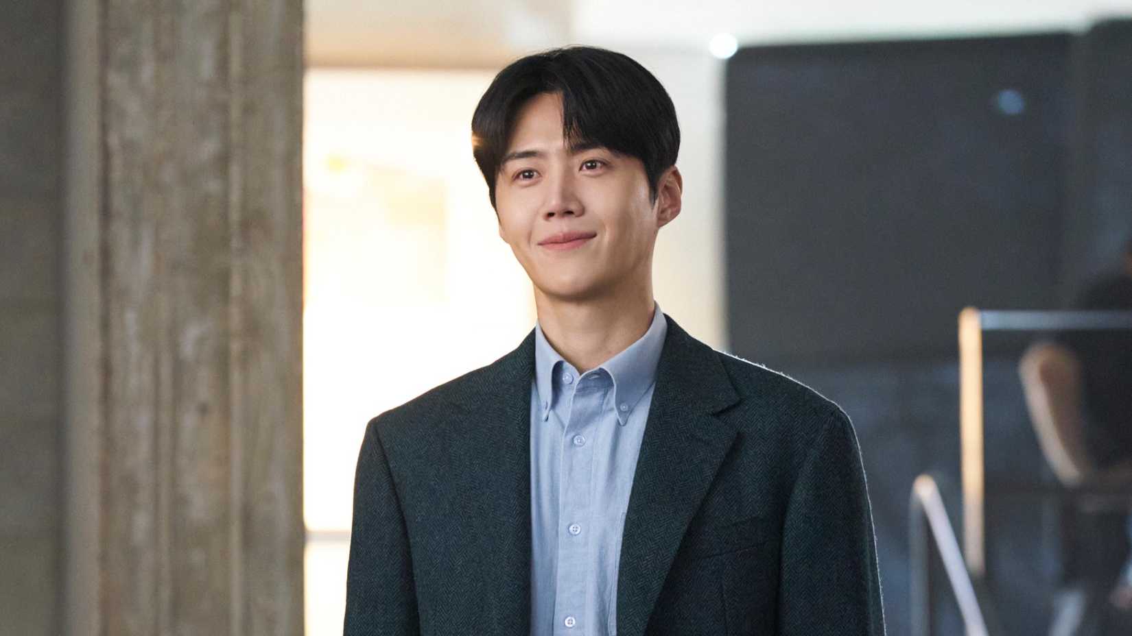 Can This Love Be Translated? Cast & Character Guide: Kim Seon-ho & Go ...