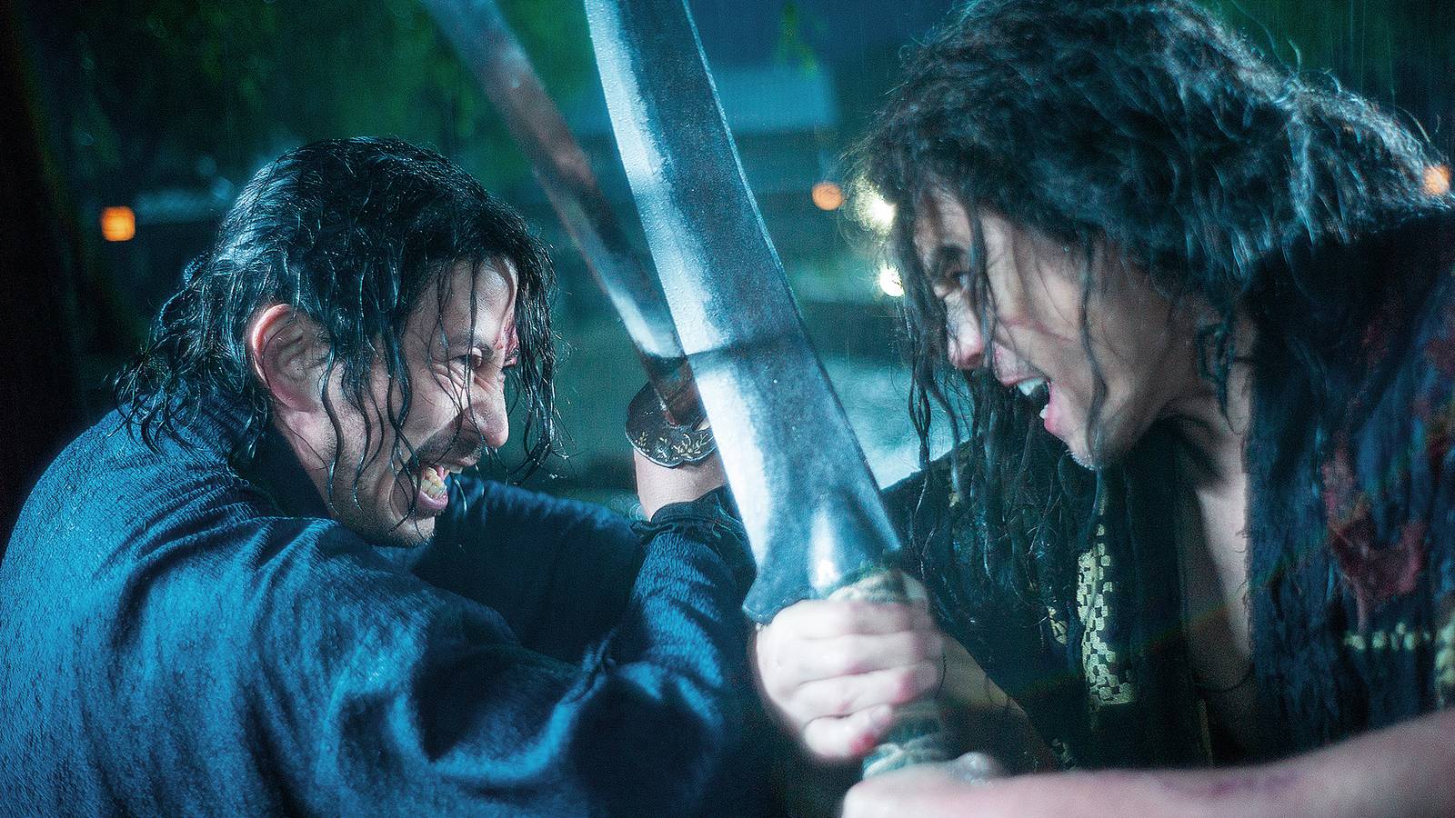 Netflix’s New 6-Part Thriller Earns Perfect Rotten Tomatoes Score and ...