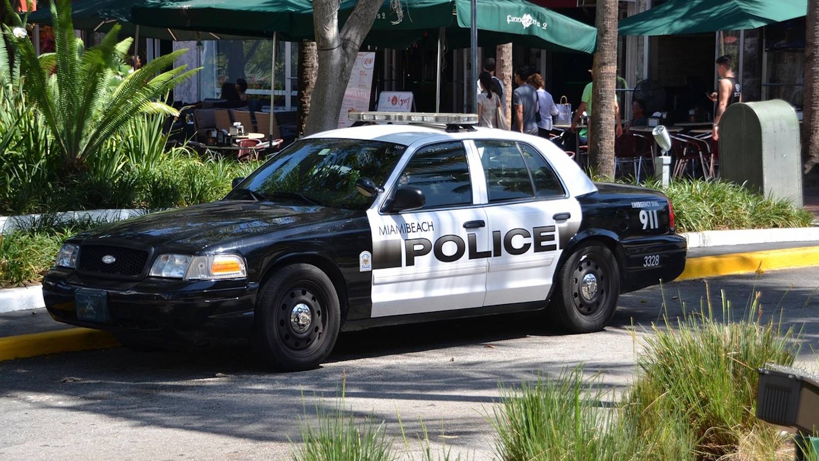 Man Fatally Shot After An Altercation In A Queue For The Bathroom