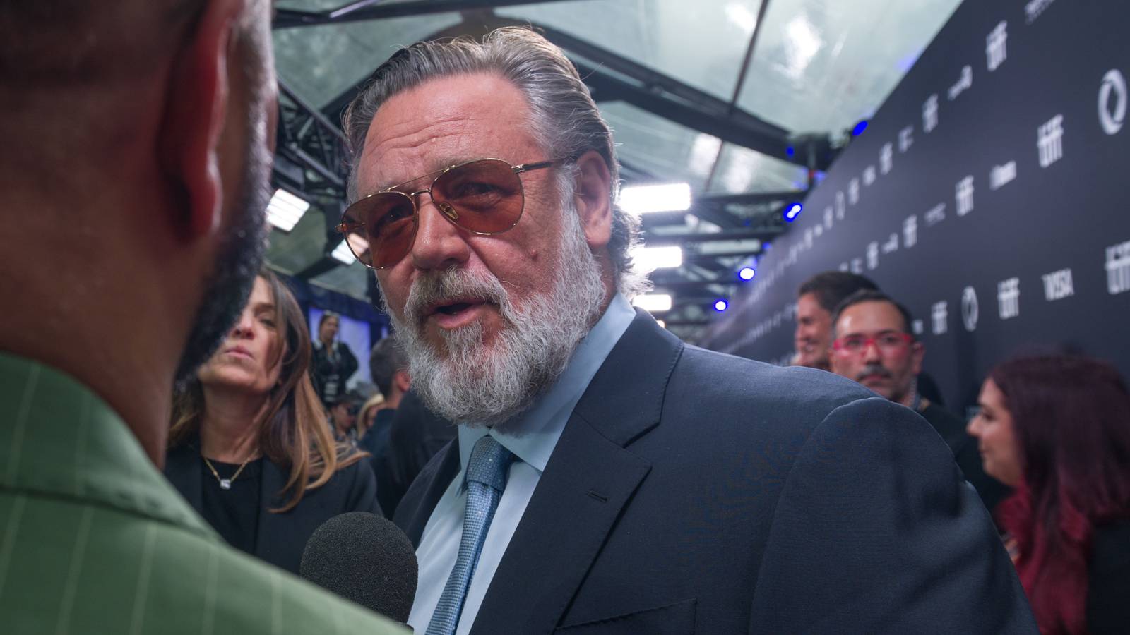 Russell Crowe's War Movie With "Chilling" Modern Accuracy Becomes ...