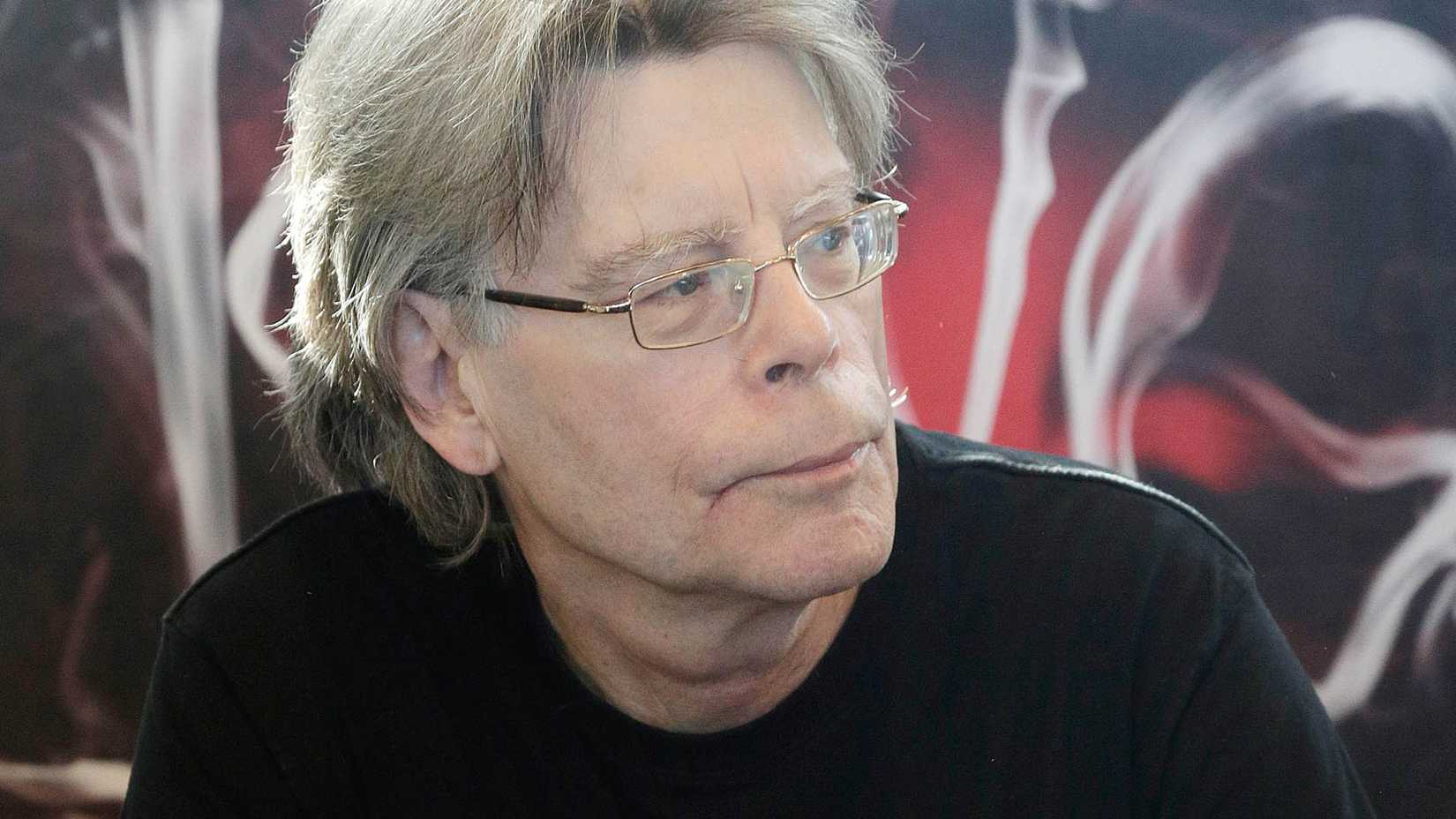 Stephen King's IT: What The Controversial Sewer Scene Really Means