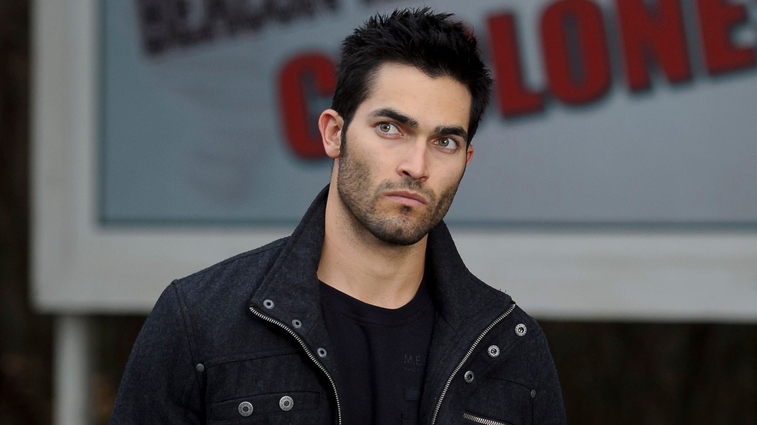 "I Read Those Tweets, Man": Teen Wolf's Derek Actor Addresses Potential ...