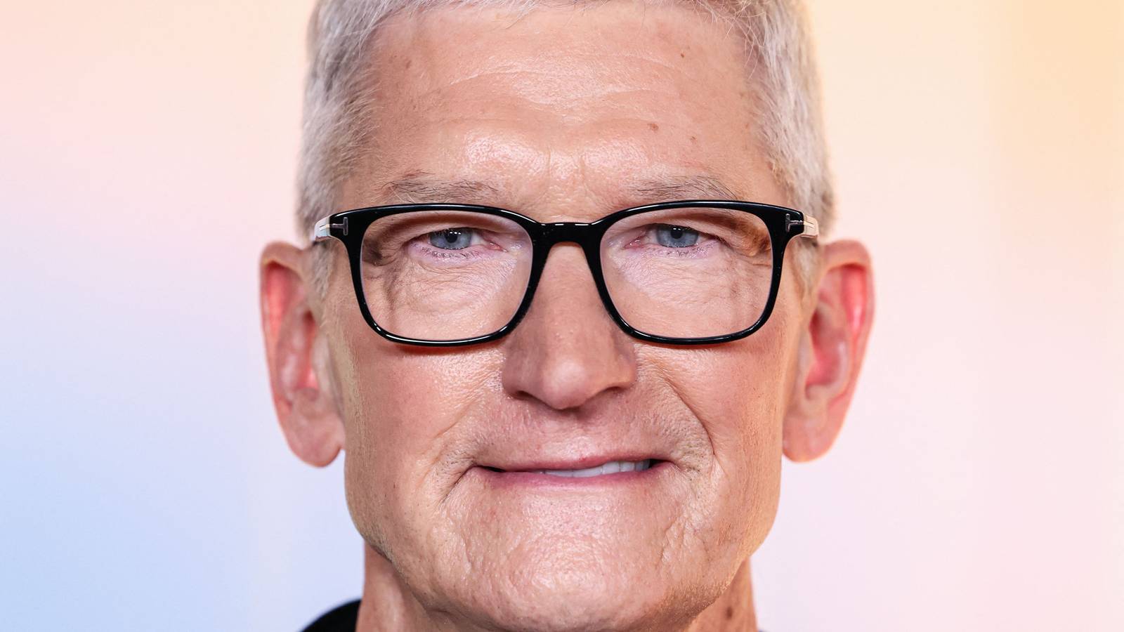 Tim Cook Criticized For Attending Melania Trump's Movie Event After ...