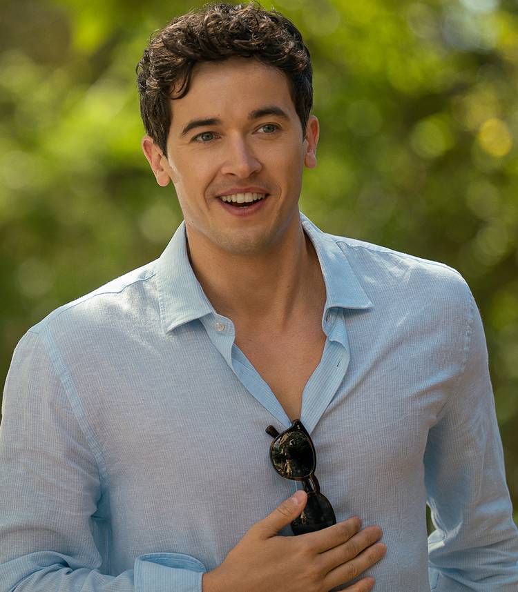 People We Meet on Vacation: Netflix Adaptation Changes Explained