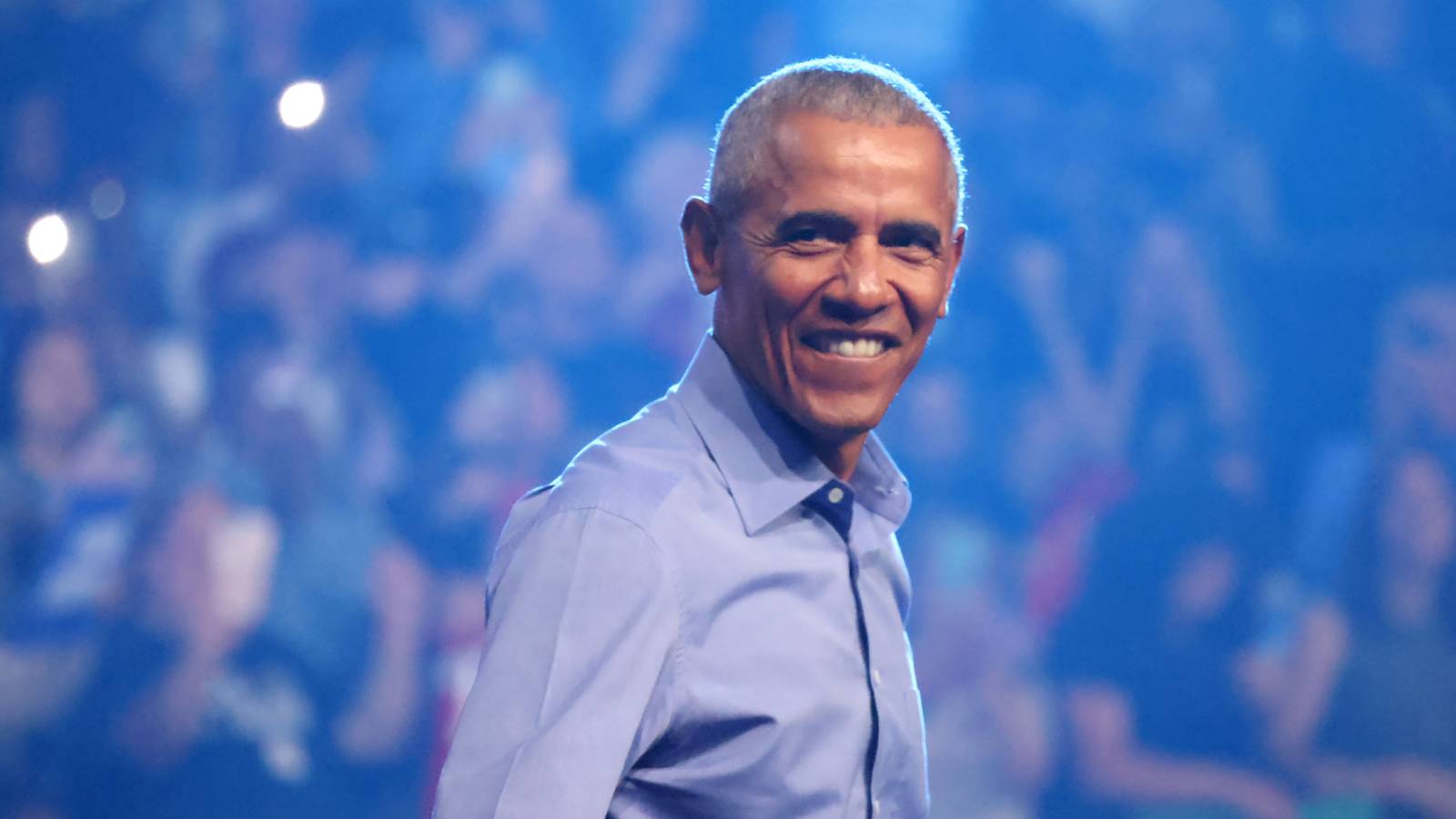 Barack Obama-Approved Bestselling Sci-Fi Novel Officially Getting New ...