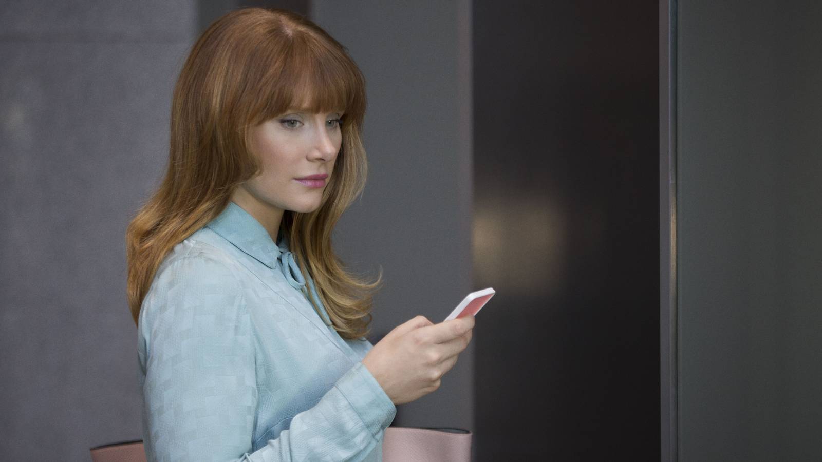 Upcoming Netflix Sci-Fi Show Is An Extended Black Mirror Episode