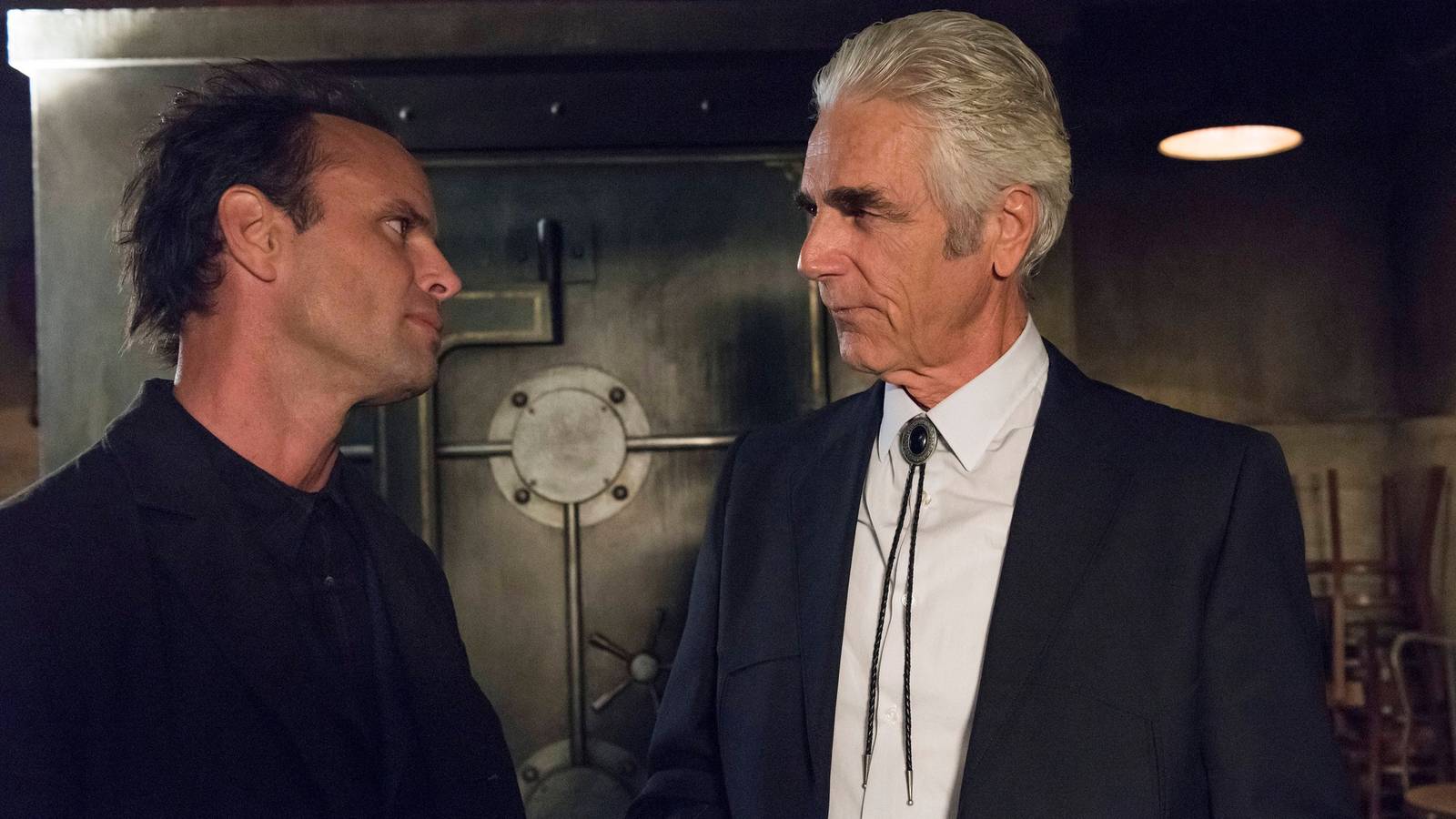 Justified: The Neo-Western Masterpiece on Hulu with a 97% Rotten ...