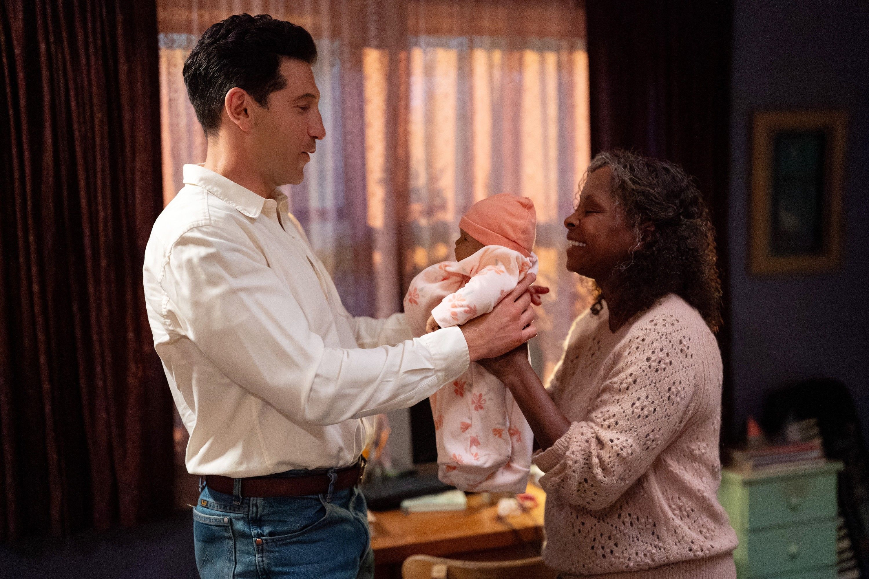 His & Hers Review: Netflix’s Adaptation of Alice Feeney's Novel is a ...