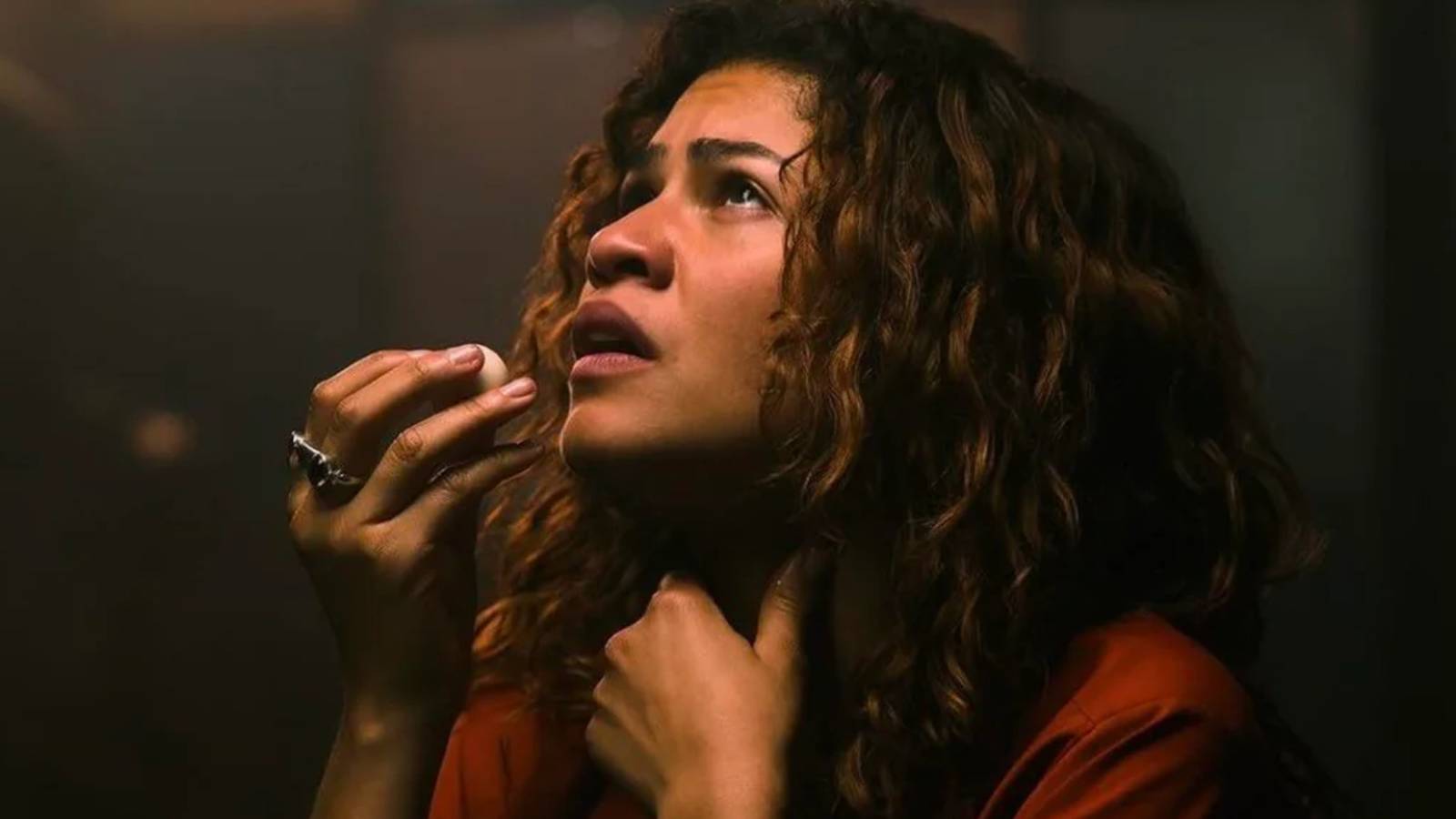 Emma Kotos Plays Tish, Victim Of Euphoria Season 3's Shocking Premiere ...