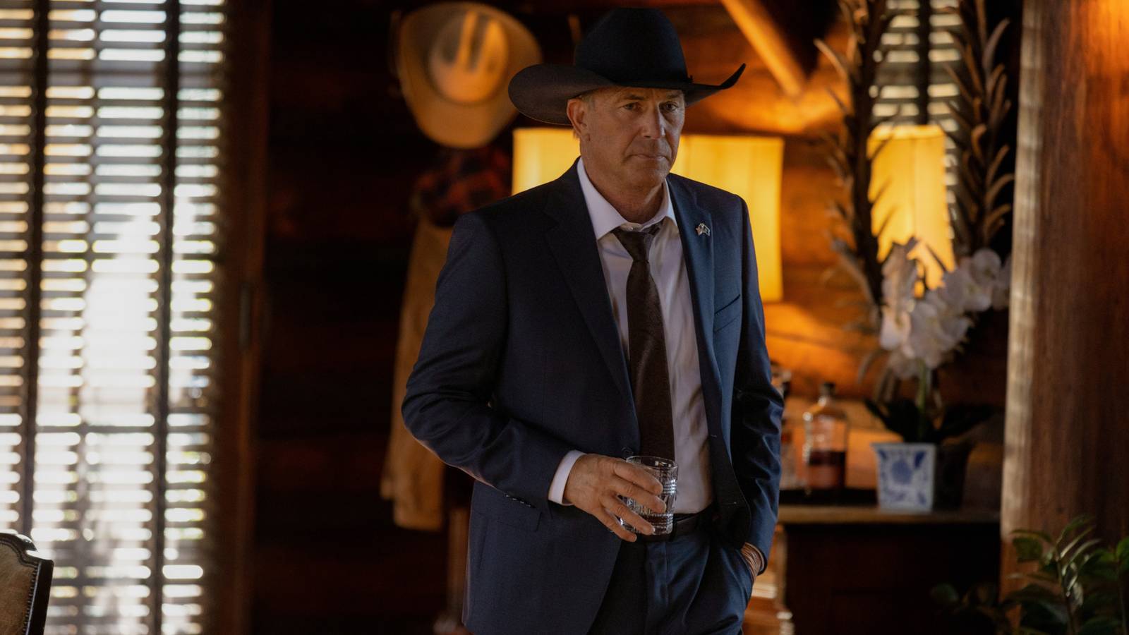 Taylor Sheridan's Dutton Ranch Is Officially The Perfect Yellowstone ...