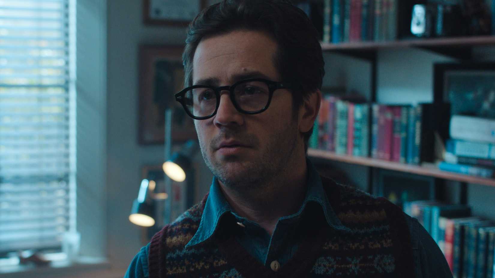 6 Biggest Changes Margo’s Got Money Troubles Makes To Rufi Thorpe’s ...