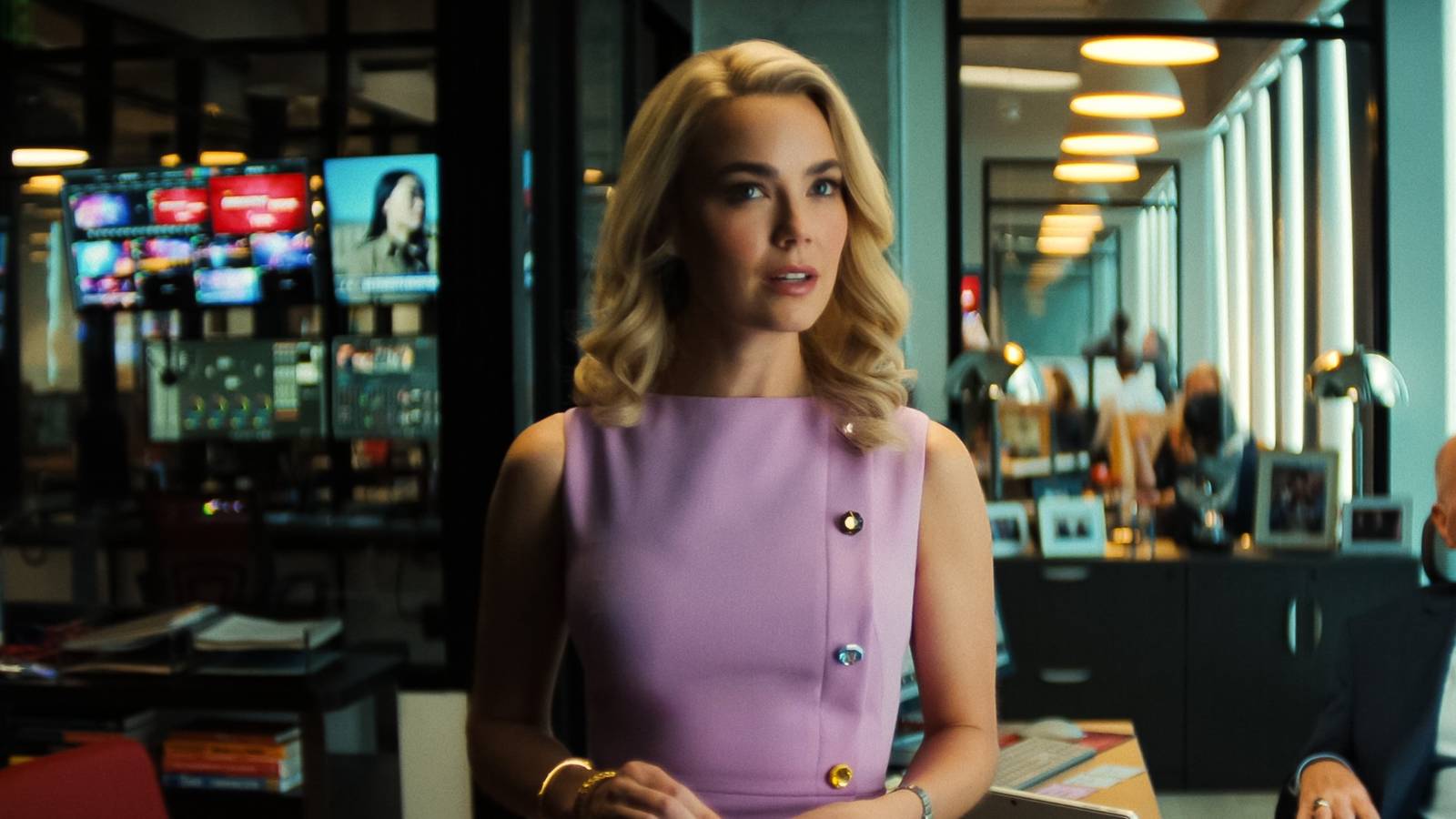 Netflix's 6-Part Mystery Thriller Series Is One Of Its Best Book ...
