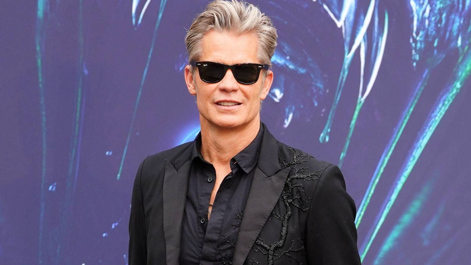Timothy Olyphant's New R-Rated Thriller Remake Officially Sets All-Time ...