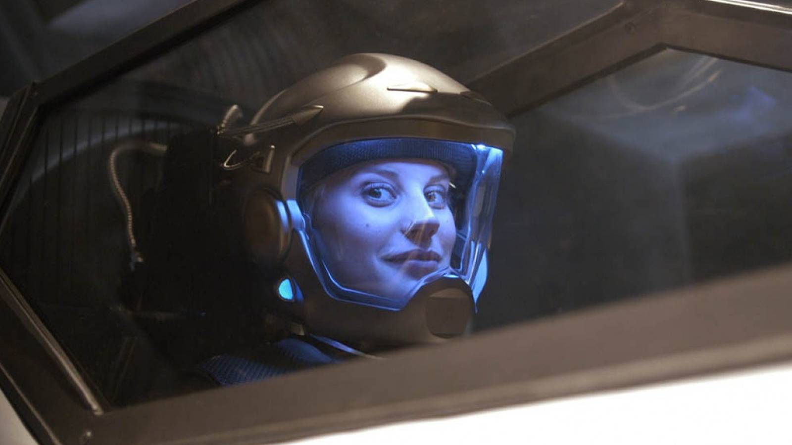 HBO's 2-Season Sci-Fi Series Is Battlestar Galactica Meets The Orville