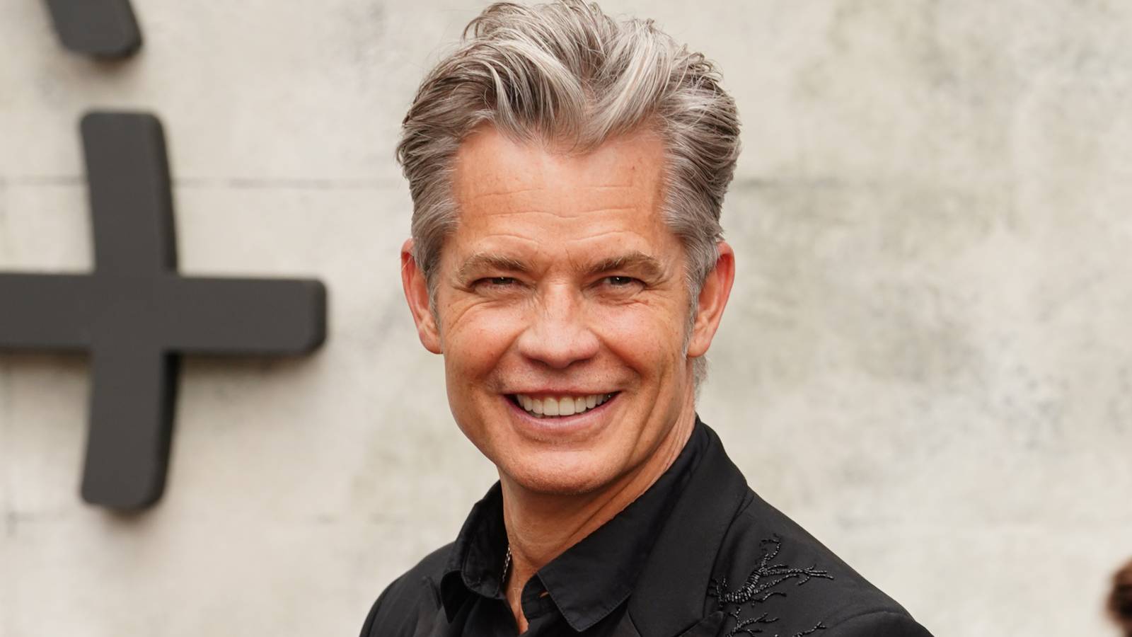 Timothy Olyphant's New 10-Part Netflix Series Debuts With Solid Rotten ...