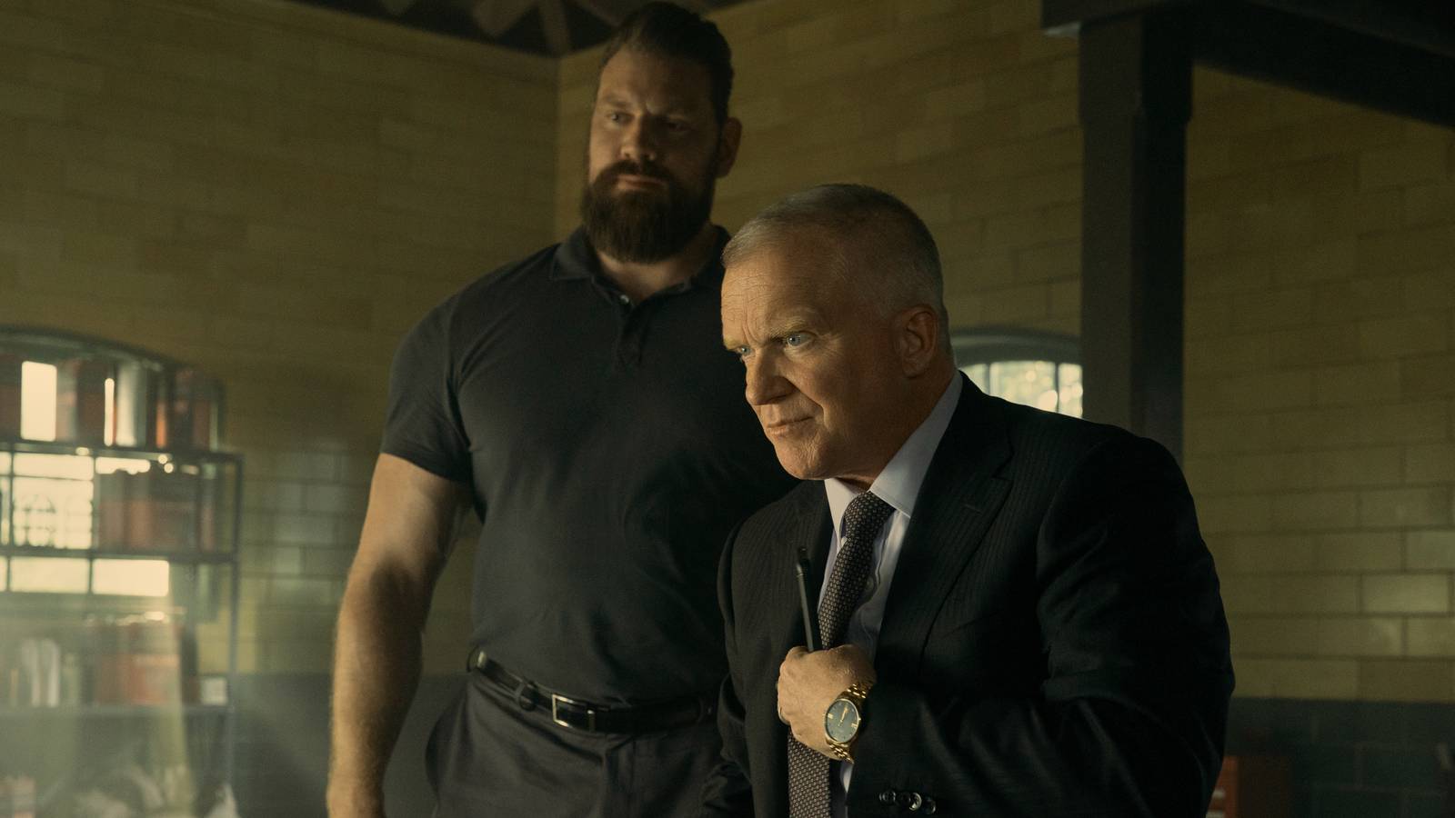 Prime Video Has TV's Best 2 Book Adaptations From This Century