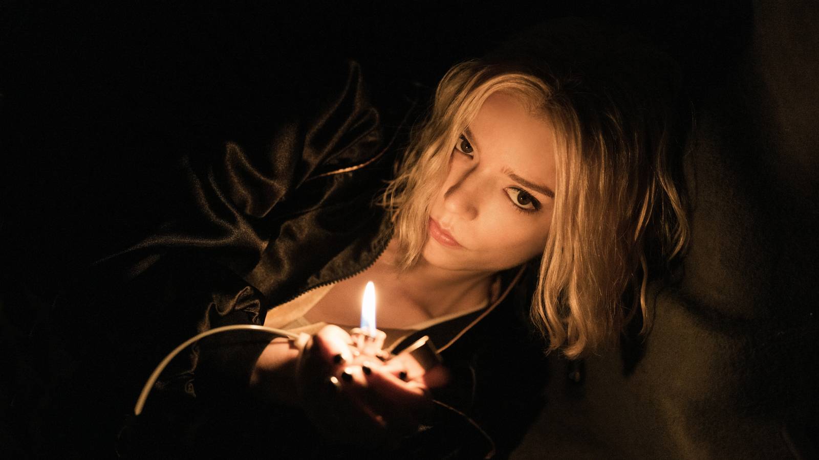 Timothy Olyphant & Anya Taylor-Joy Are Criminals On The Run In Apple TV ...