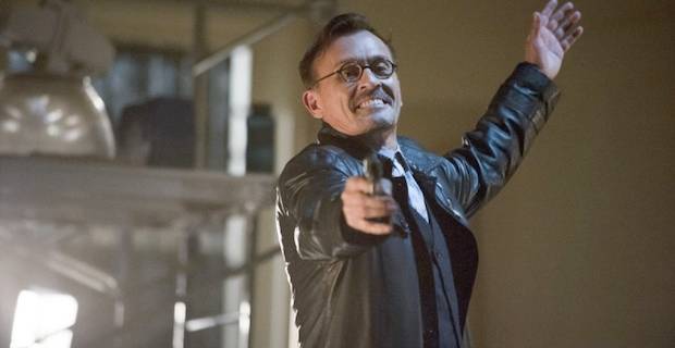 Get Your First Look at 'Arrow's Clock King on 'The Flash'
