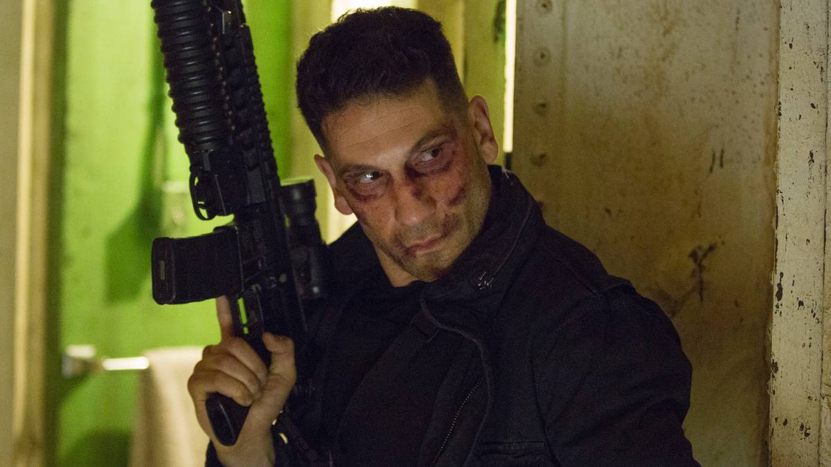 The Punisher Netflix Series Begins Filming; Set Photos Show Bearded ...
