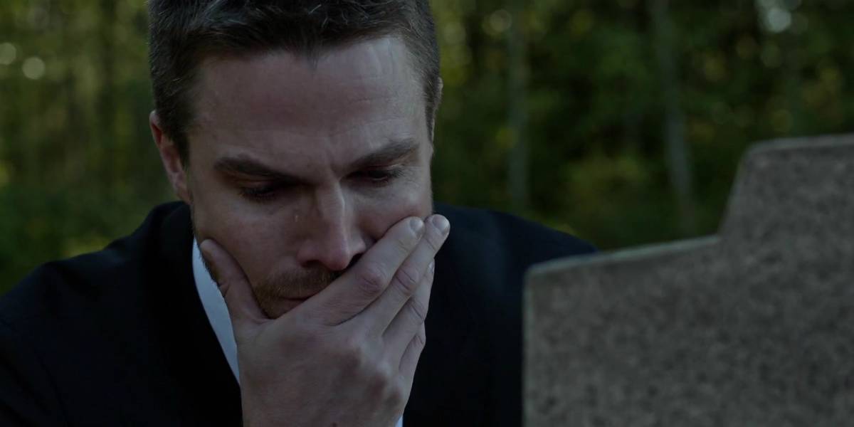 Arrow Star Addresses Season 4 Key Character Death