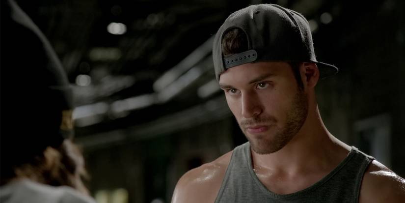 9-1-1 Finally Remembers Ryan Guzman's Forgotten Talent With Eddie's ...