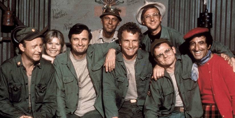 10 Worst TV Theme Songs Of All Time, According To Reddit