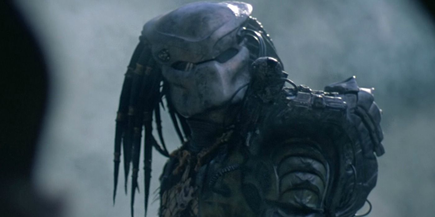How Deadpool Helped Shane Black Pitch The Predator | Screen Rant